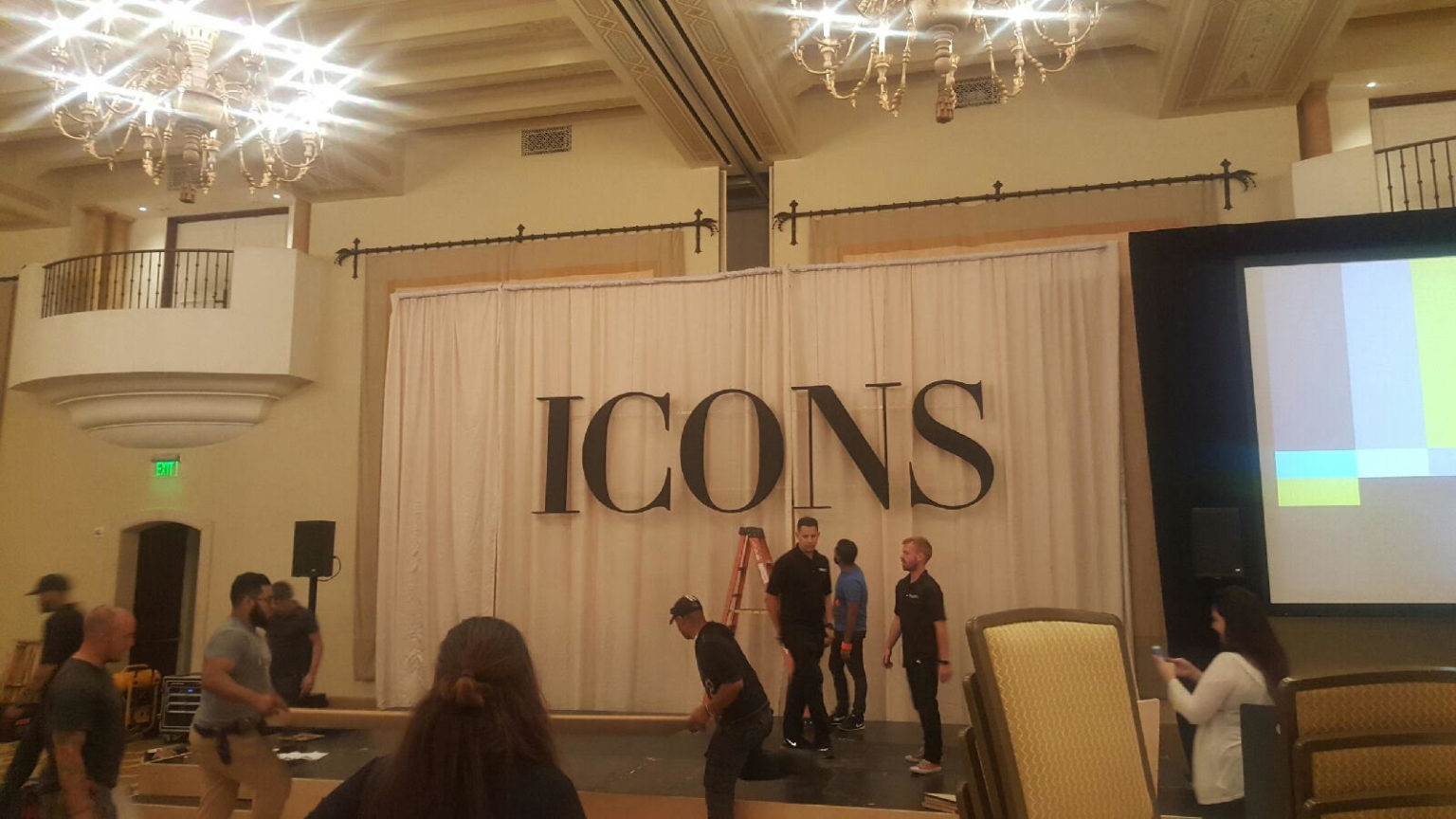 Custom Business Sign-Makers in Los Angeles, CA